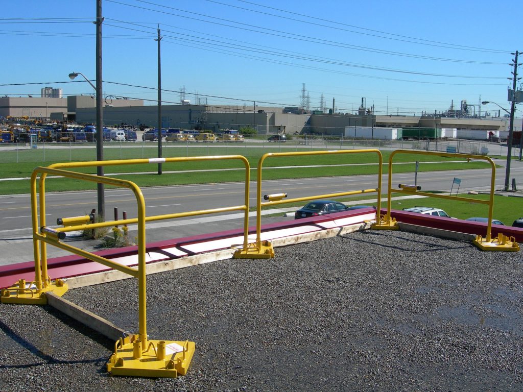 SR-2 Safety Rail System - Spar-Marathon Roofing Supplies